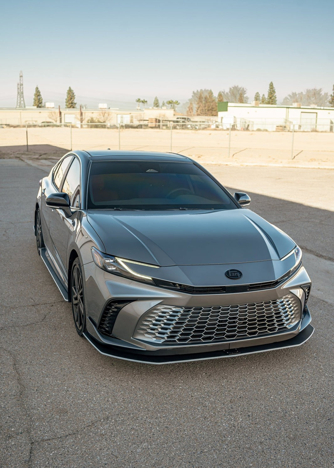 Toyota Camry (2025+) SE / XSE / LE / XLE Chassis Mount Front Splitter ...