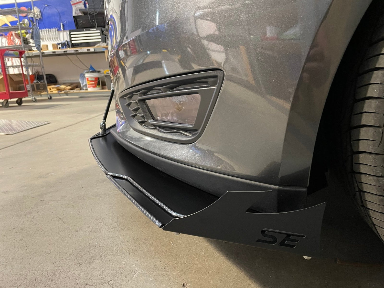 Ford Focus SE (2015-2018) Front Splitter V1 – FSPE