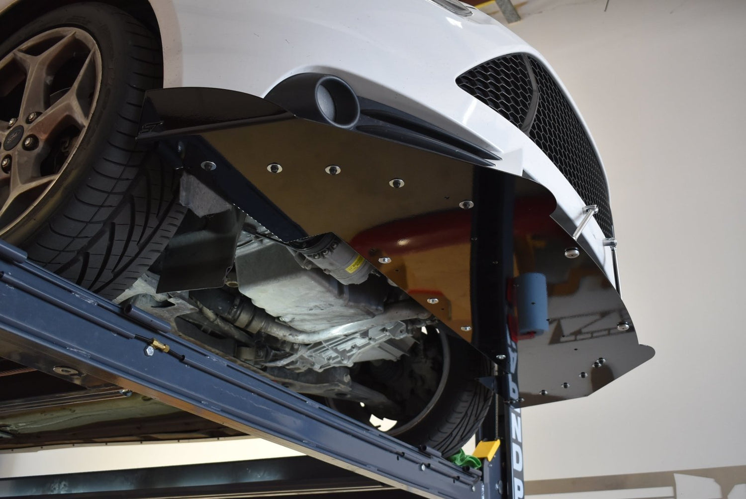 Ford Focus ST (2011-2014) Front Splitter V1 | FSPE Inc.