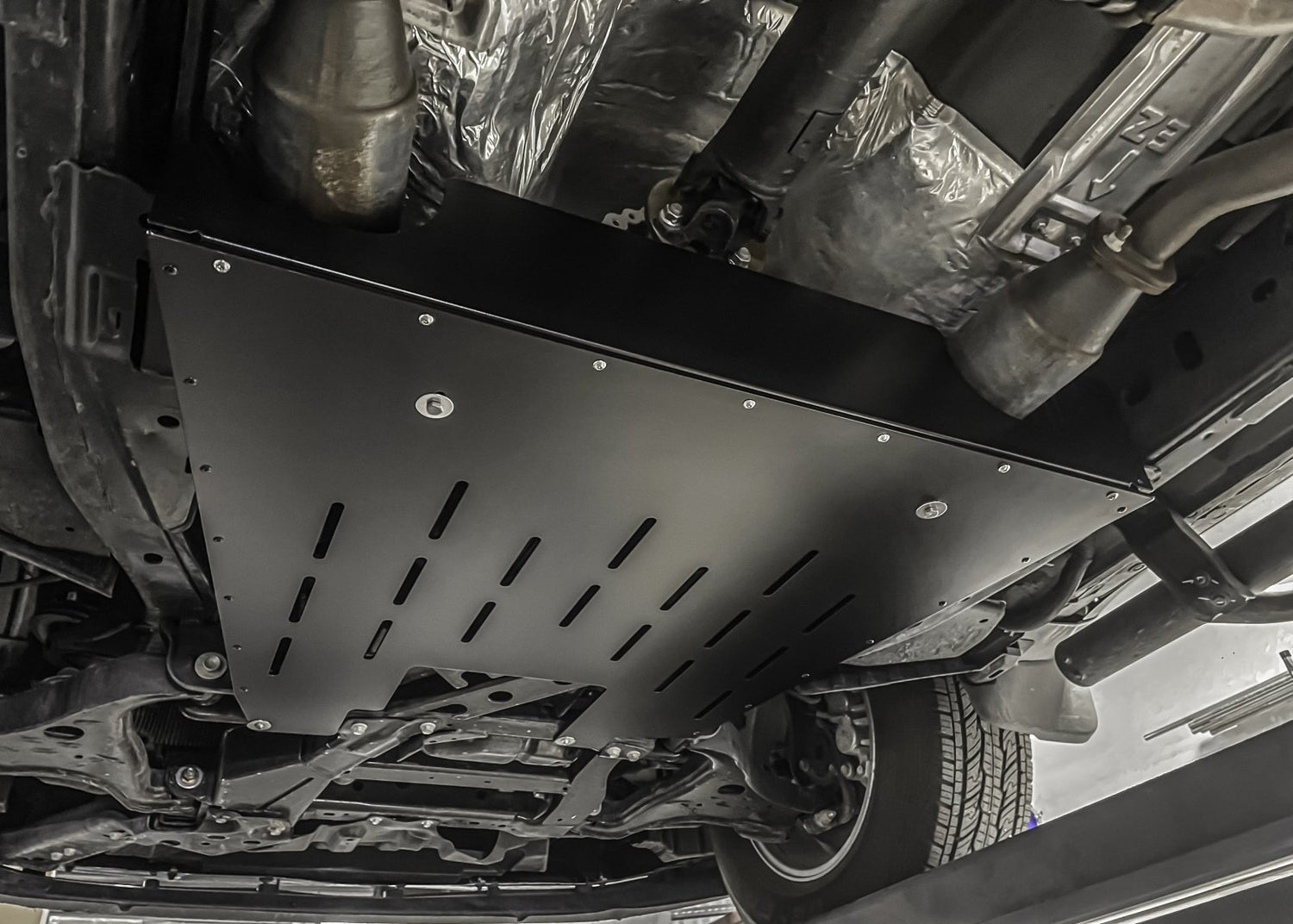 Nissan Titan (2020-2023) Catalytic Converter Guard 2WD V8 (non-XD) – FSPE